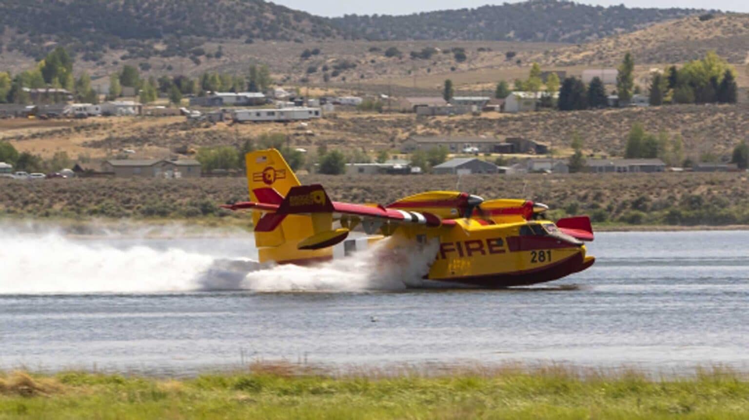 Aerial Firefighters - De Havilland Canada